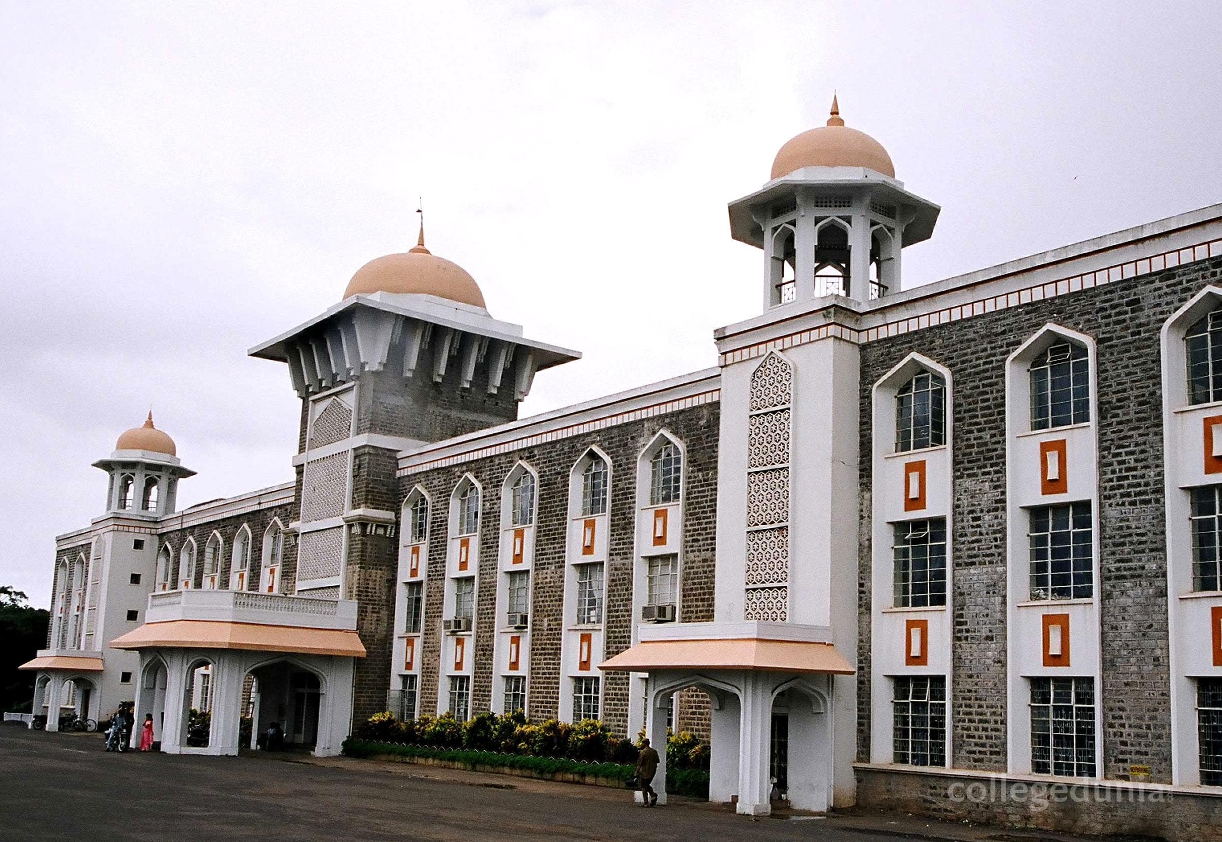 Shri Prince Shivaji Maratha Boarding House's College of Architecture ...