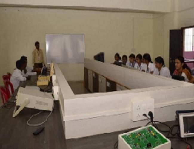 JSPM's Bhagwant Institute of Technology Barshi Gallery