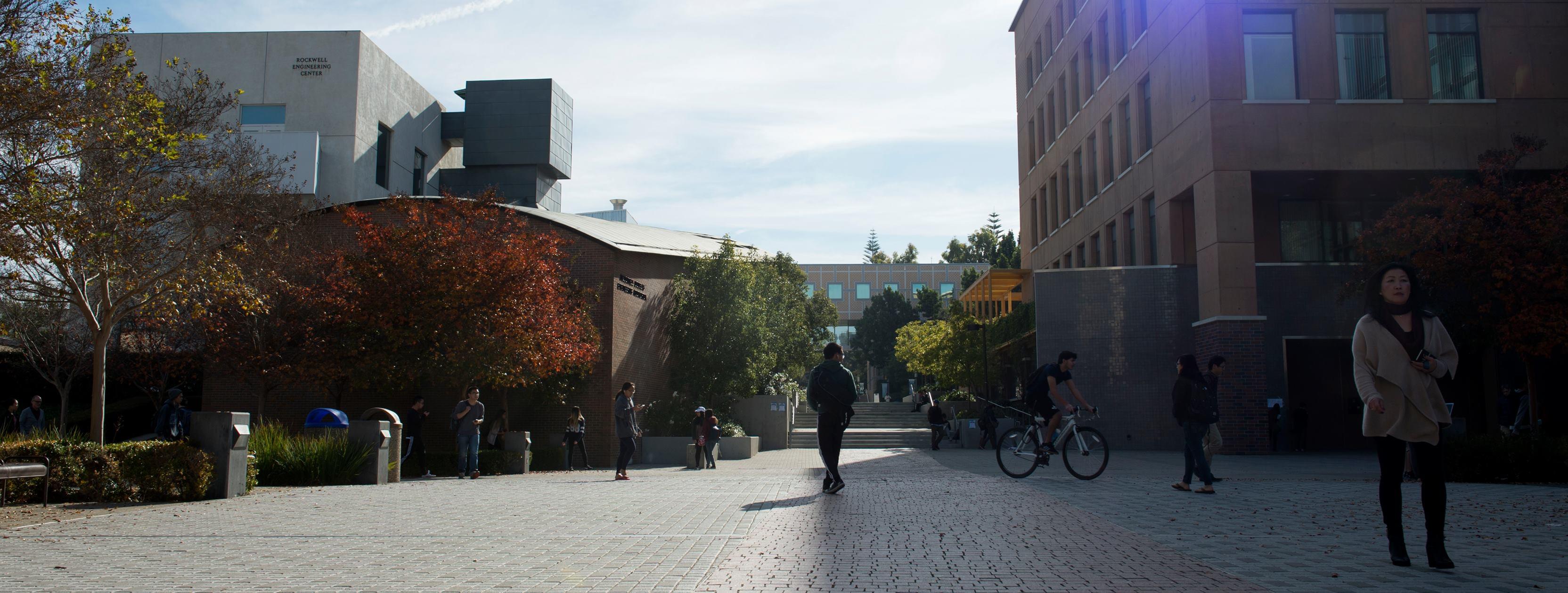 University of California, Irvine Courses and Fees 2025