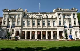 Queen Mary University of London: Ranking 2025, Acceptance Rate, Scholarship, & Fees