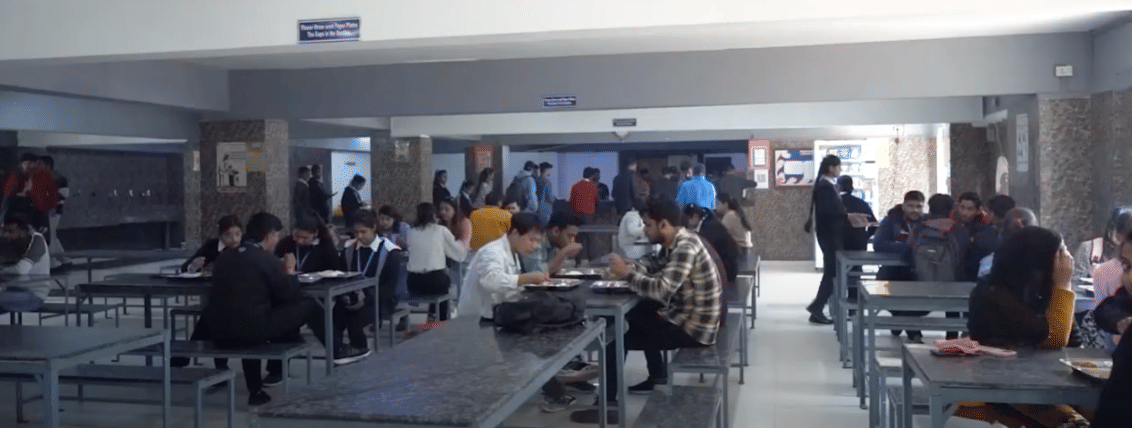 Lingaya's Vidyapeeth Faridabad: Fees, Admission 2025, Courses, Cutoff ...