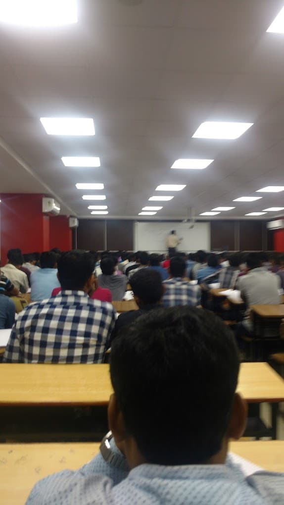 The Unique Academy Pune: Courses & Fees