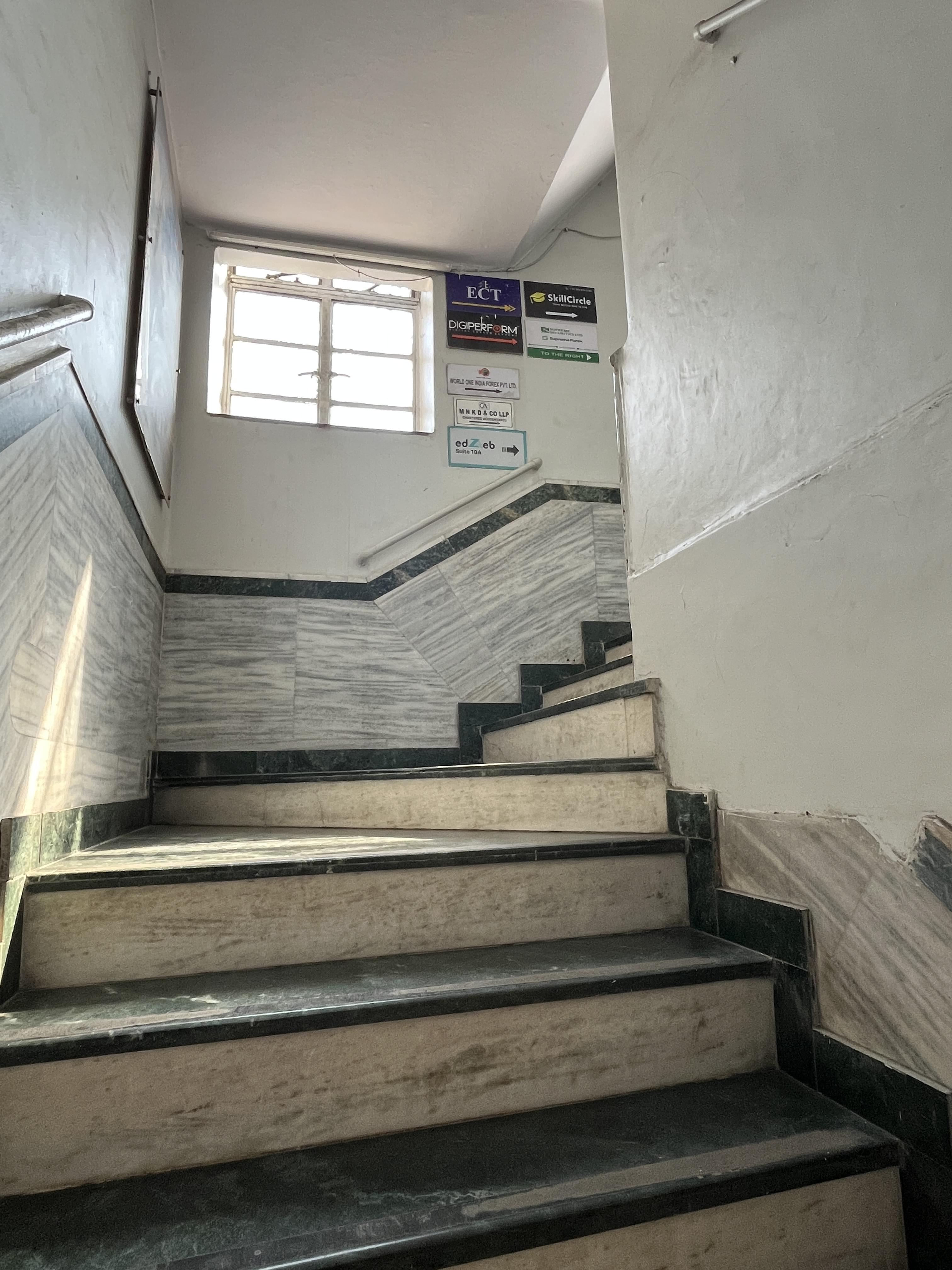 ECT Education & Career Times Delhi: Reviews, Courses, Fees, Address