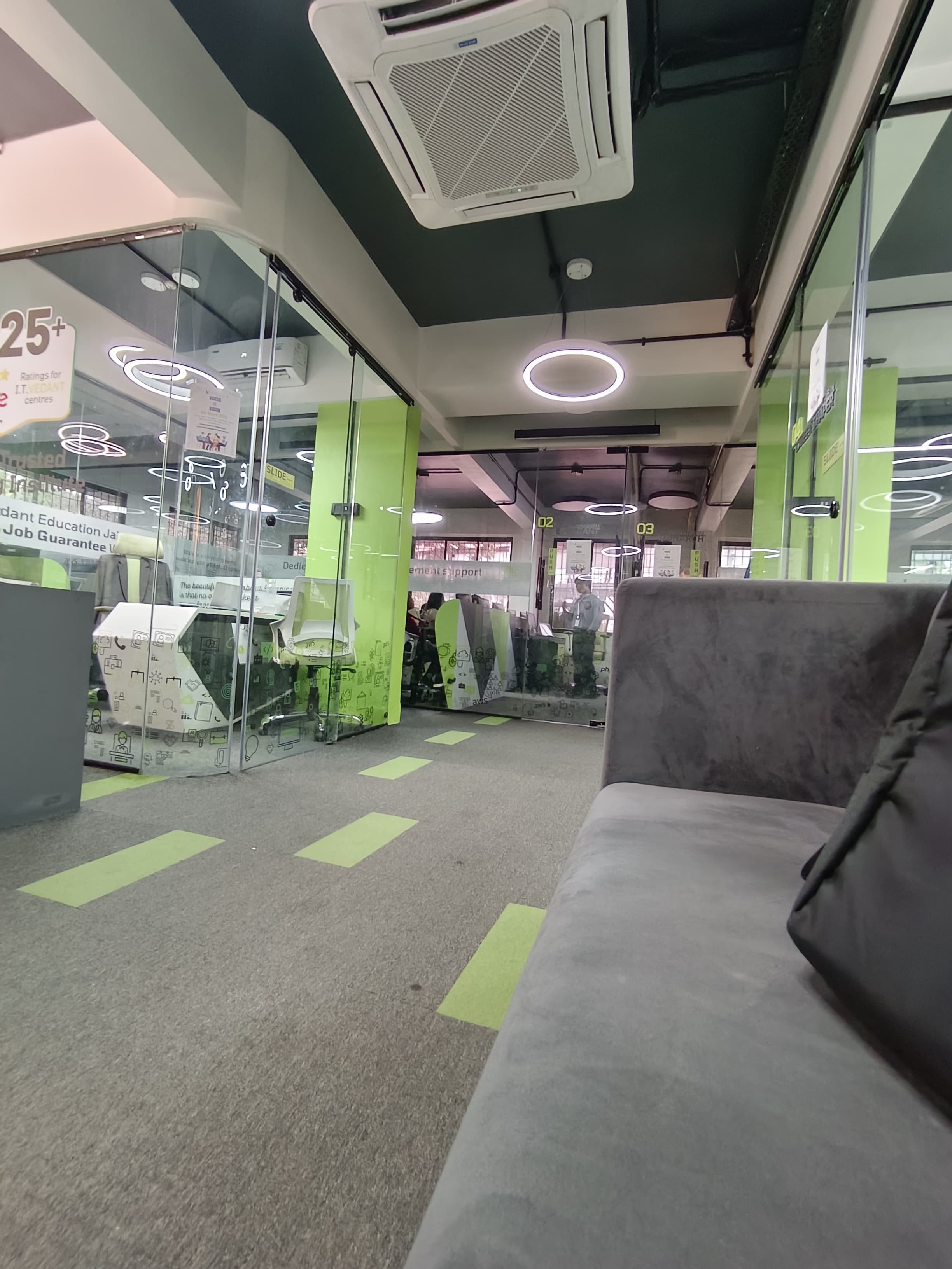 IT Vedant, Thane: Fees, Reviews, Courses