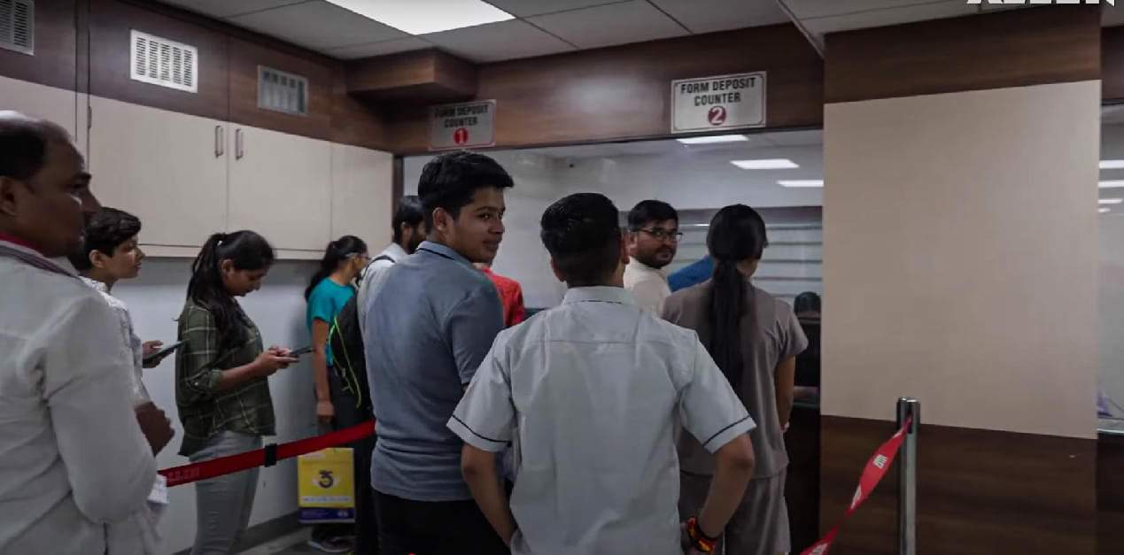 Allen, Kota: Courses & Fees 2025