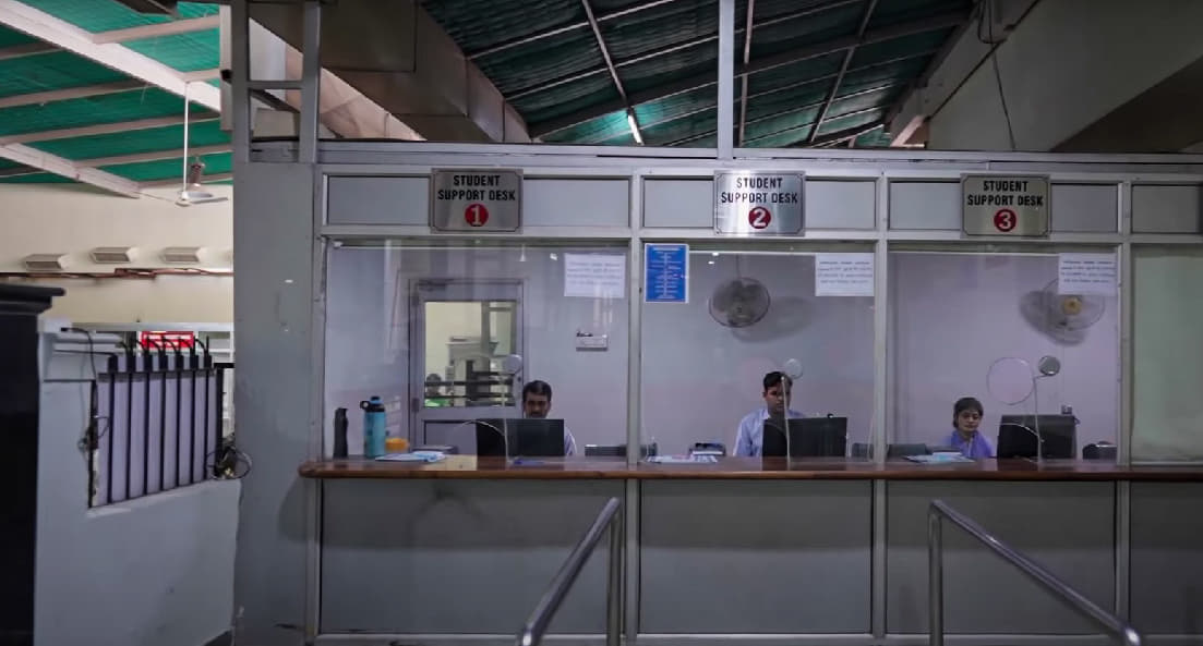 Allen, Kota: Courses & Fees 2025