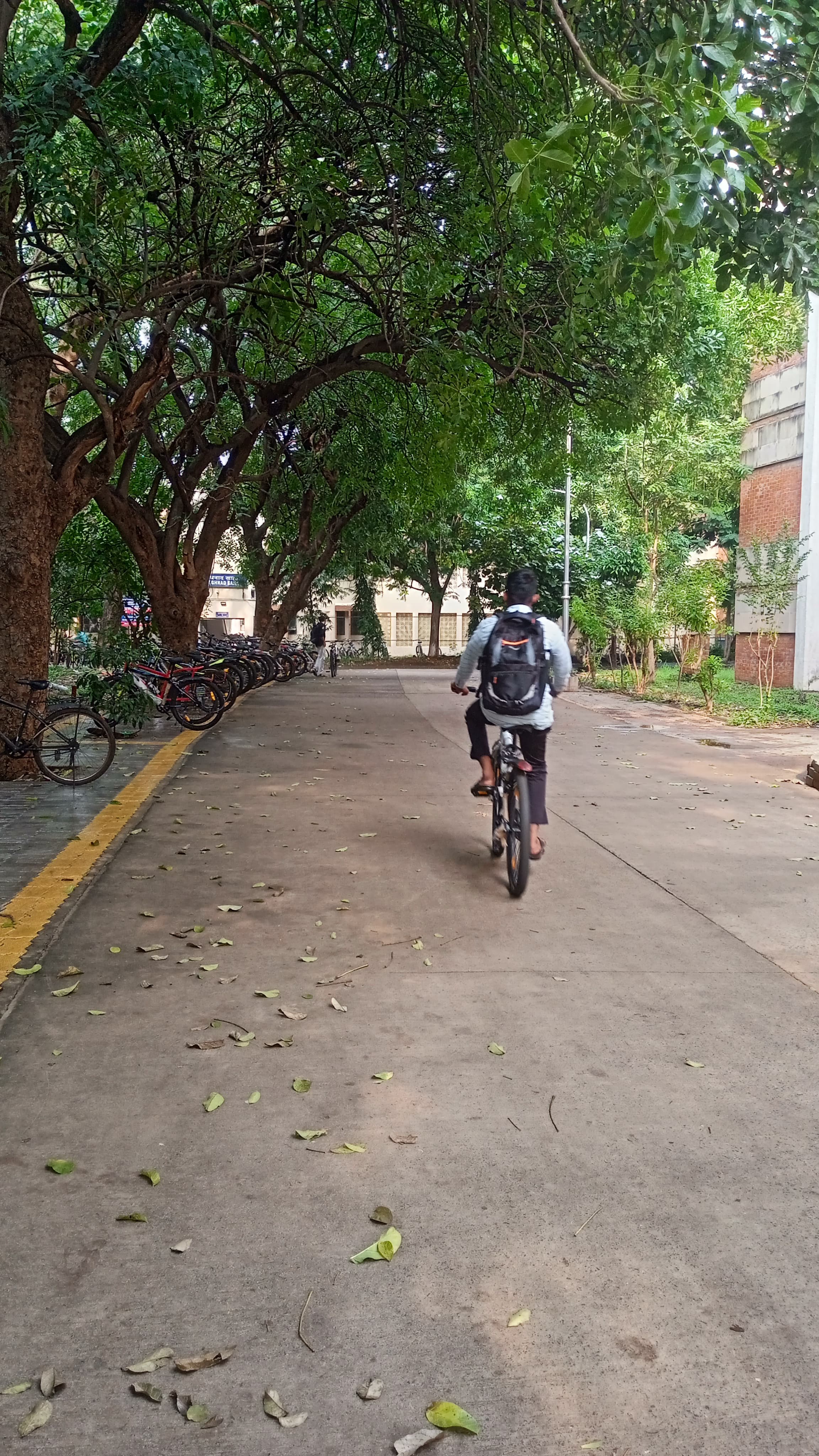 VNIT Nagpur Hostel Fees 2025, Facilities, Rooms, Food, Photos