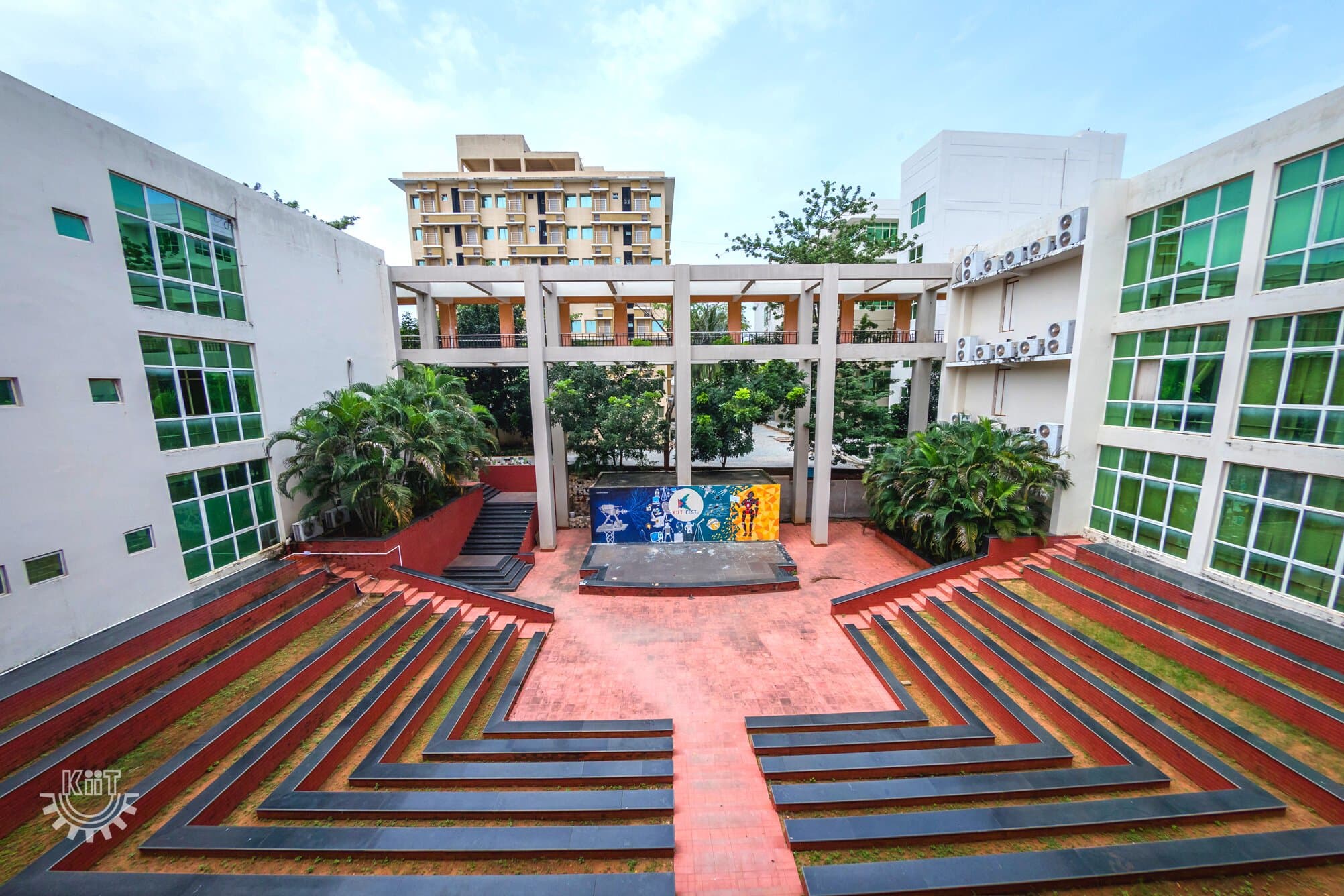 KIIT: Fees, Admission 2025, Courses, Cutoff, Ranking, Placement