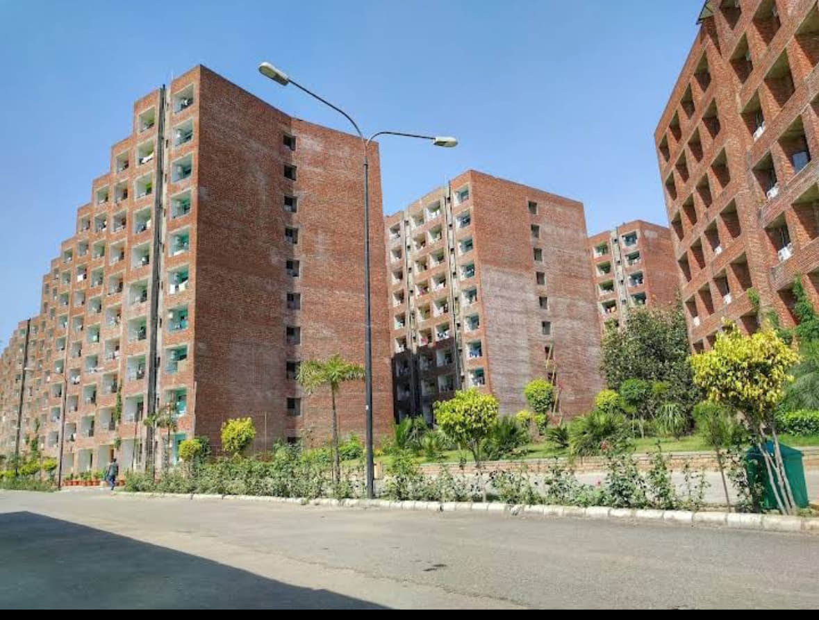 LPU: Admission 2025, Fees, Courses, Ranking, Cutoff, Scholarship, Placement