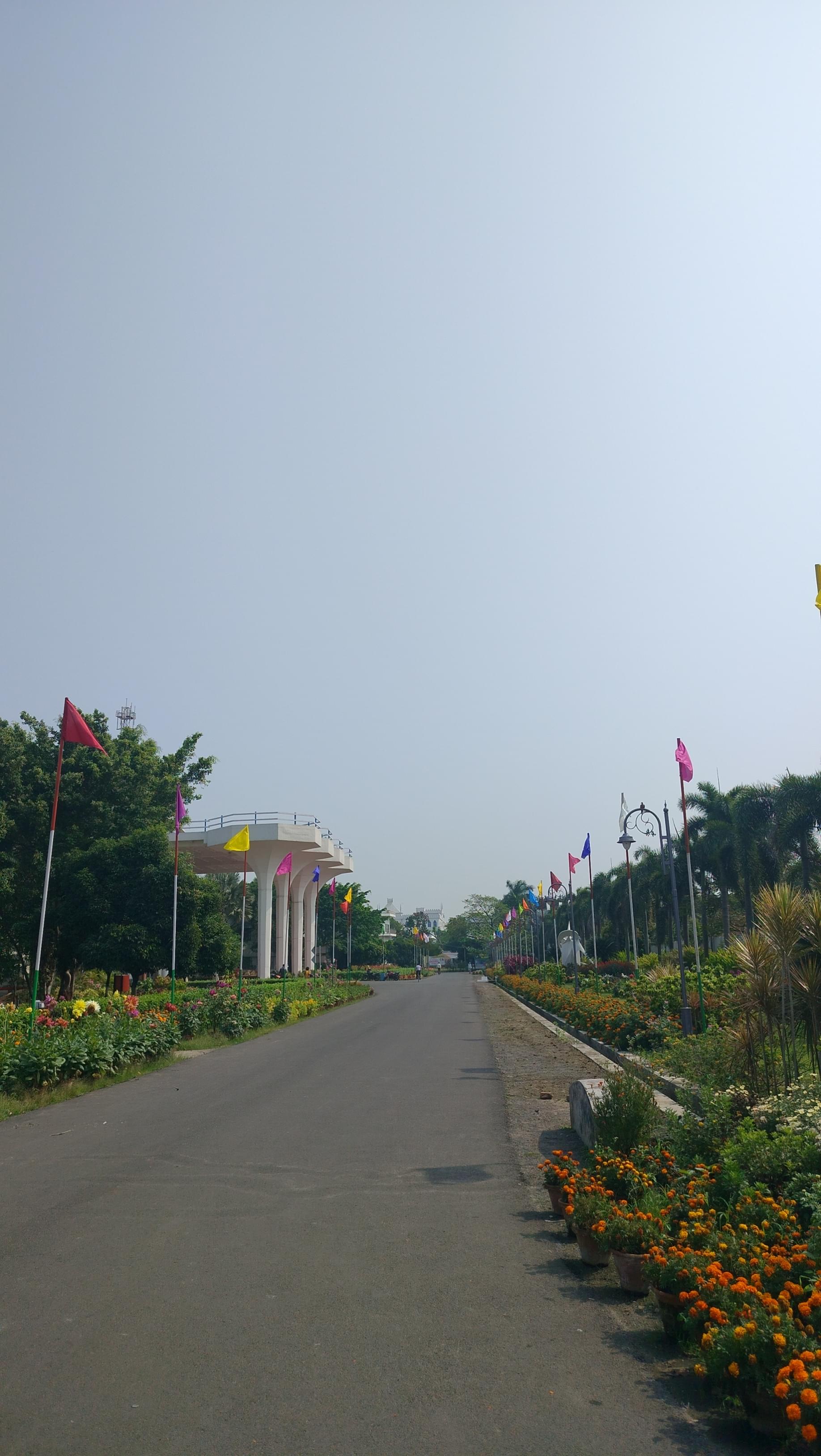 Tripti Kumaris Review On Haldia Institute Of Technology [hit