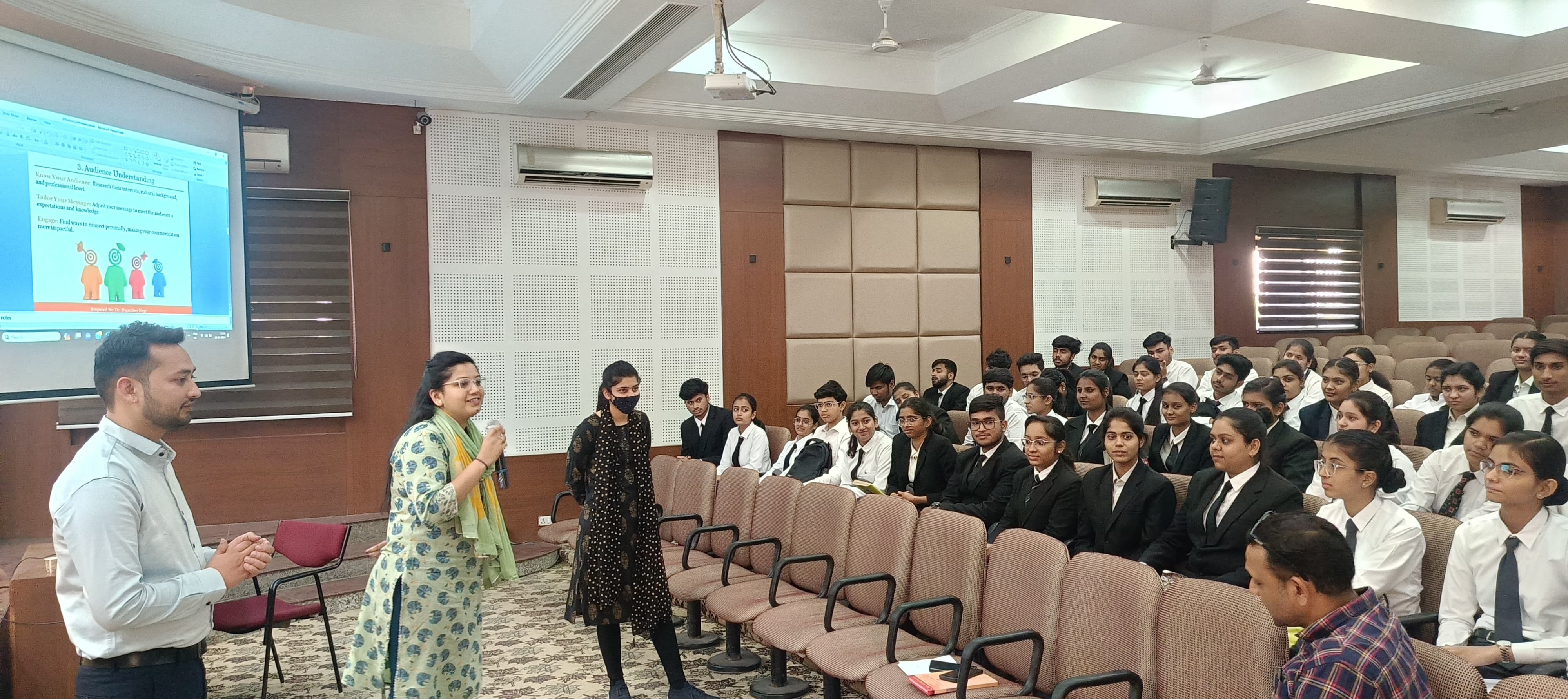 Shri Vaishnav Institute of Management and Science Indore: Fees ...