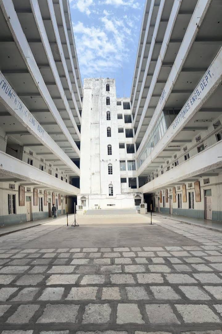 Deccan College of Engineering and Technology Hyderabad: Fees, Admission ...