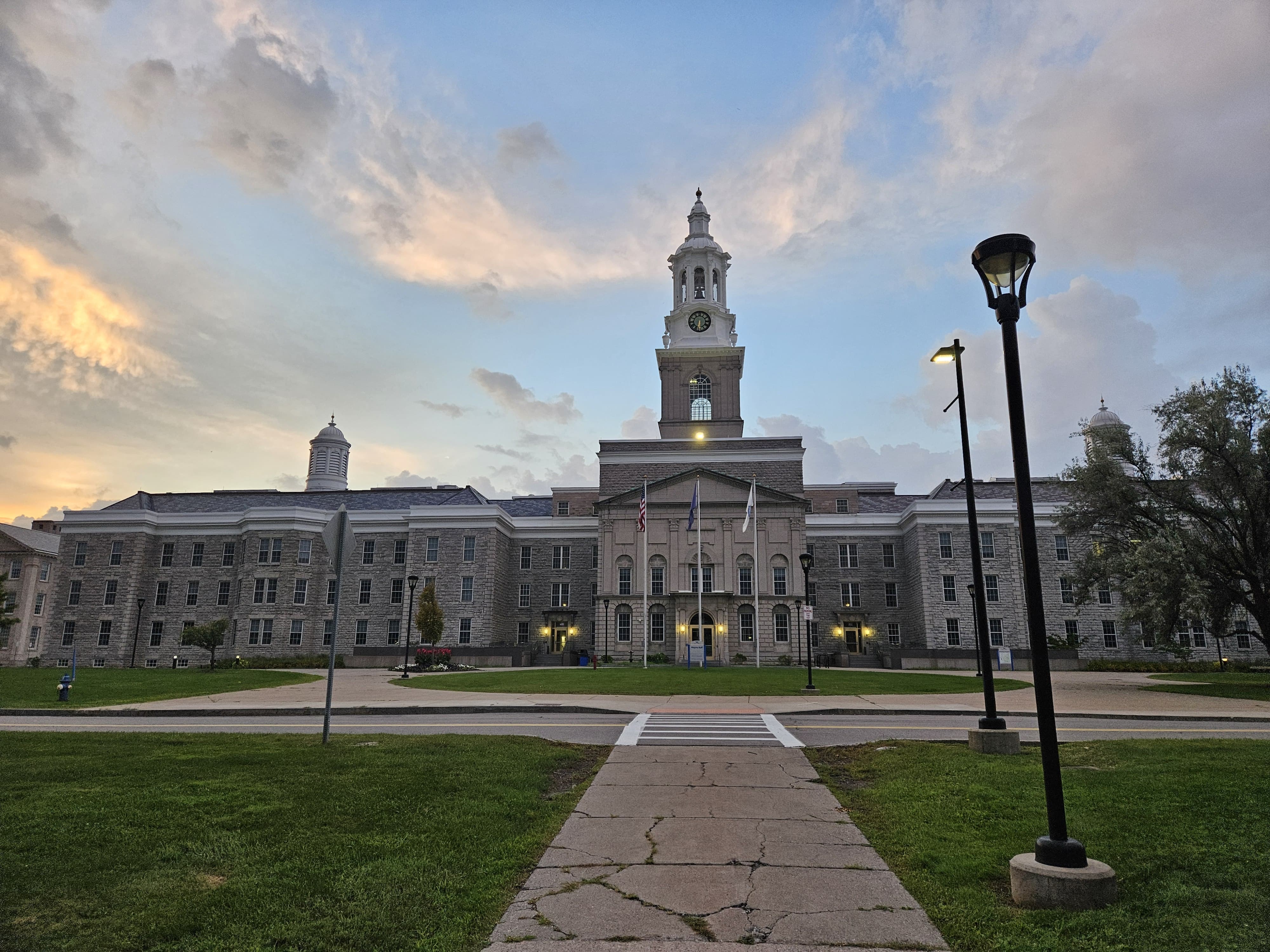 University at Buffalo Admissions 2025: Application Deadline ...