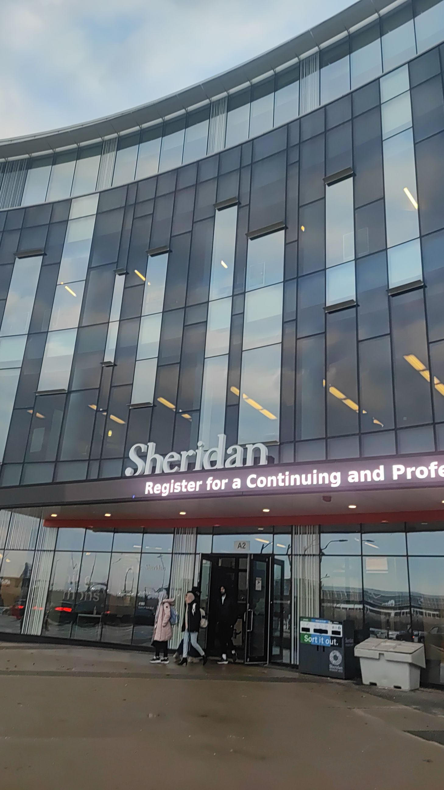Sheridan College [SHERIDAN MISSISSAUGA], Mississauga Courses, Fees, Ranking, & Admission Criteria