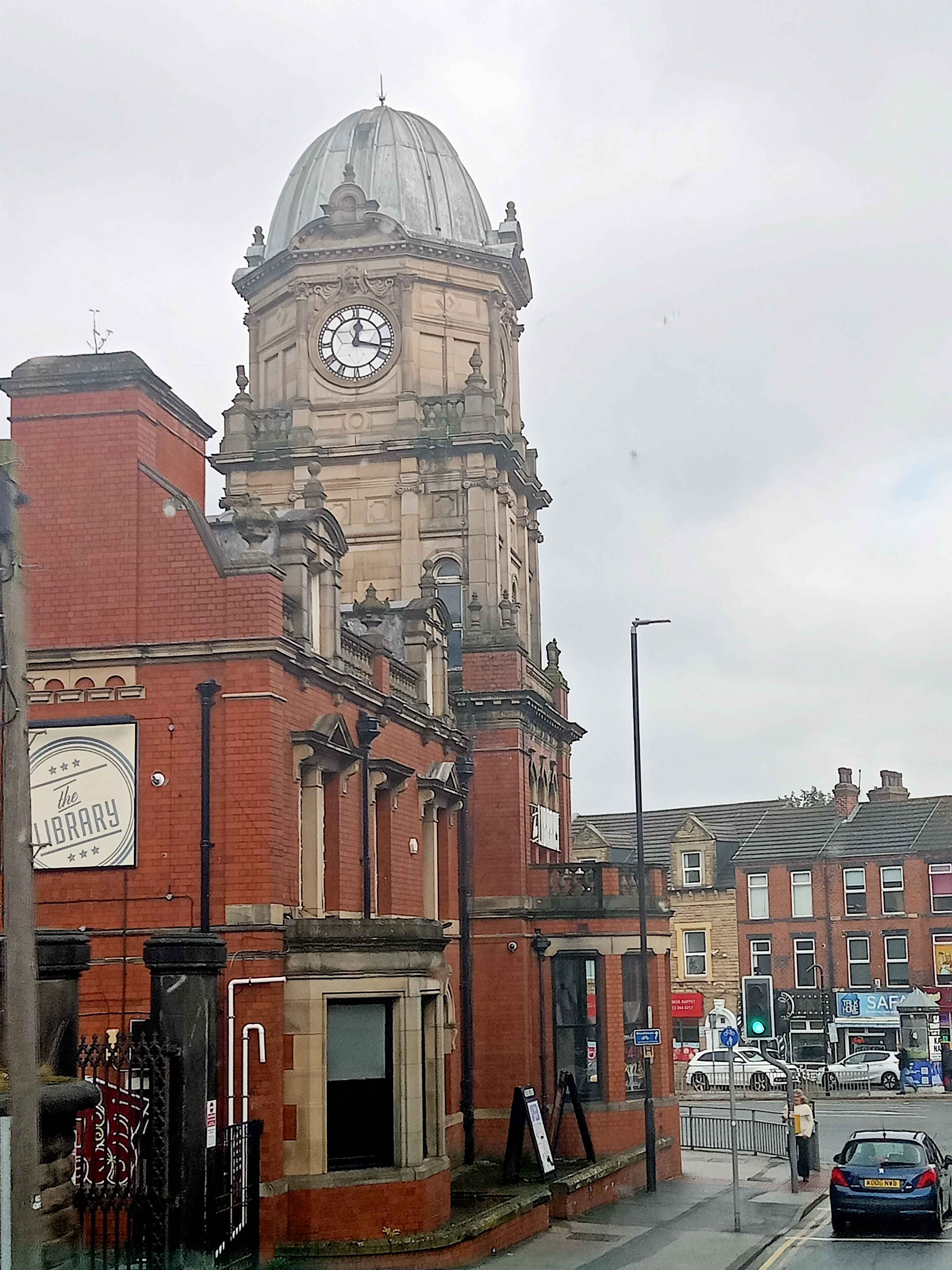 University of Leeds: Admissions 2025, Fees, Rankings, Scholarships ...