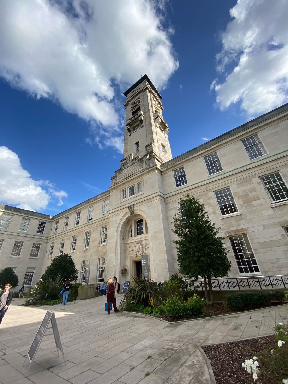 University of Nottingham Admissions 2025: Application Deadline ...