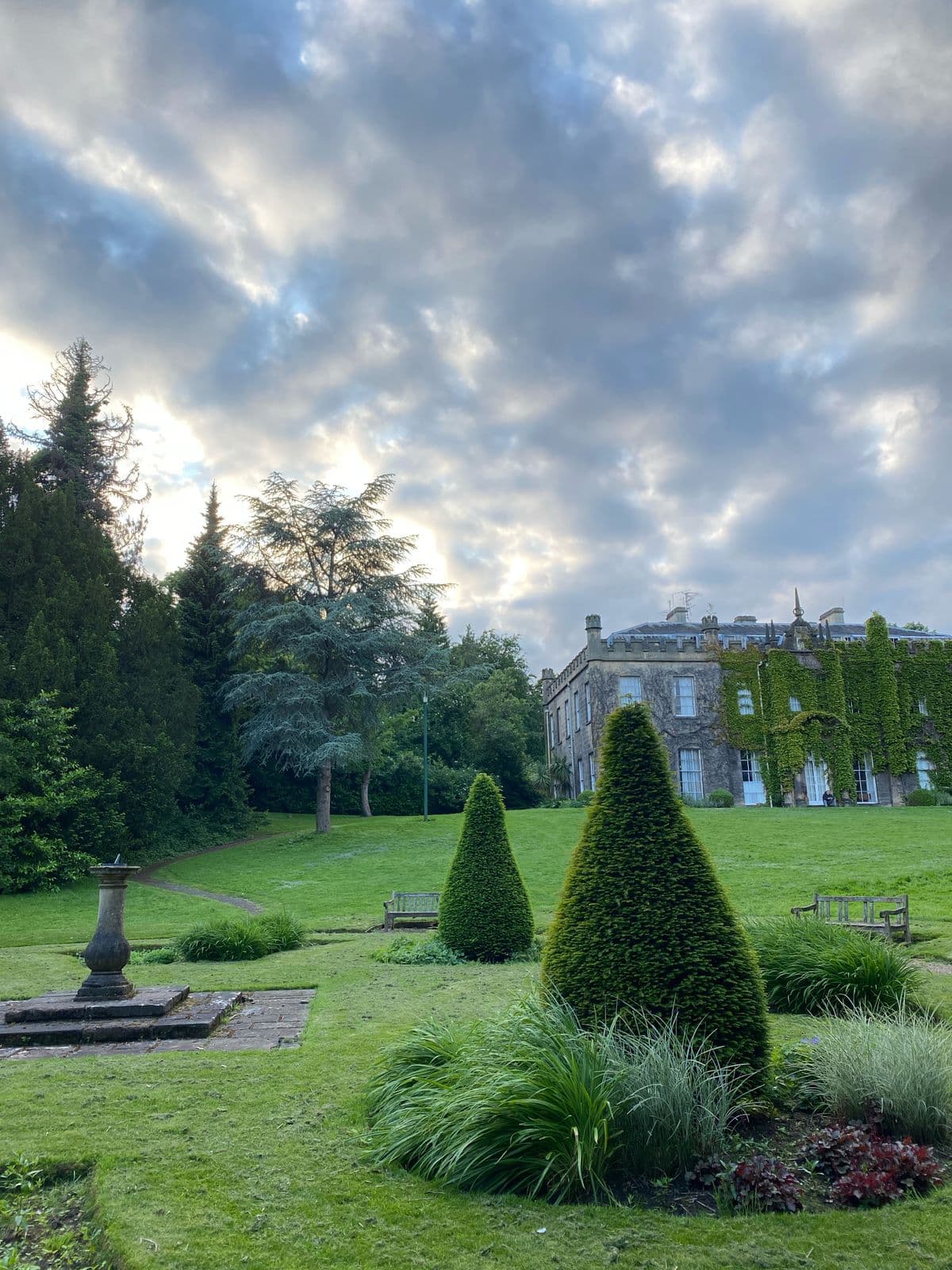 University of Nottingham Admissions 2025: Application Deadline ...